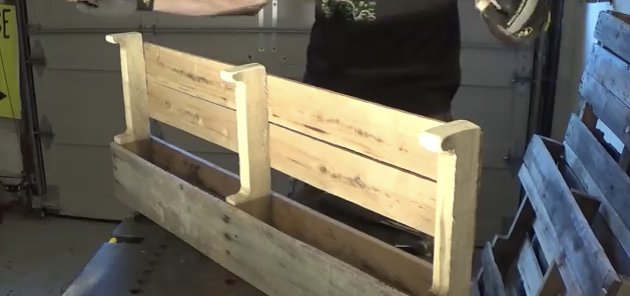 This Guy Takes An Old Splintered Wood Pallet and Cuts It Up. The Final ...