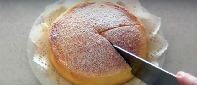 Using Only 3 Ingredients She Chefs Up The Perfect Cheesecake. The Final ...