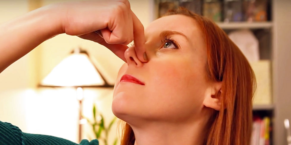 Apparently This Is The Simple Trick To Clear Your Nose Instantly! I'm ...